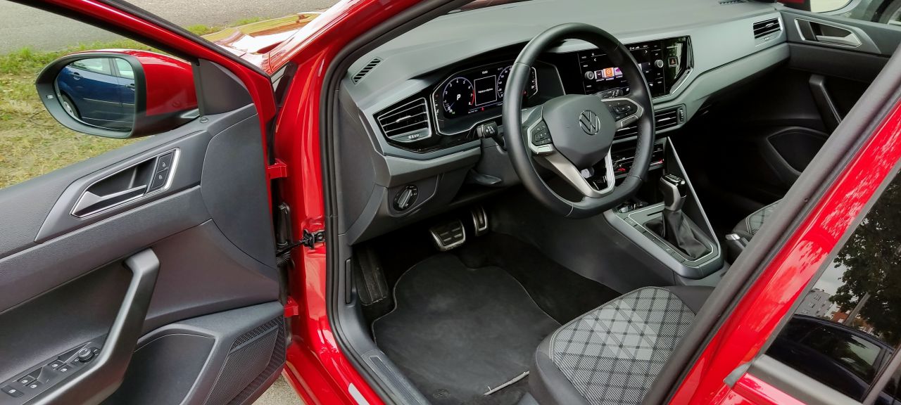 Volkswagen Taigo 1.5 TSI DSG R-Line TEST / Testirali smo... / Testovi ...