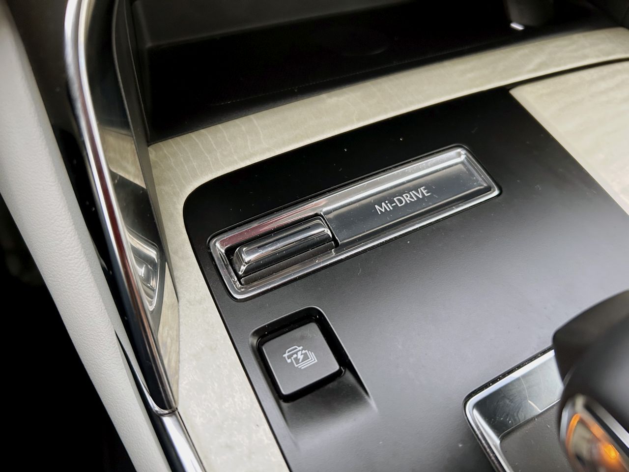 2023 Mazda CX-60 PHEV Takumi 8AT AWD TEST / Testirali smo... / Testovi ...