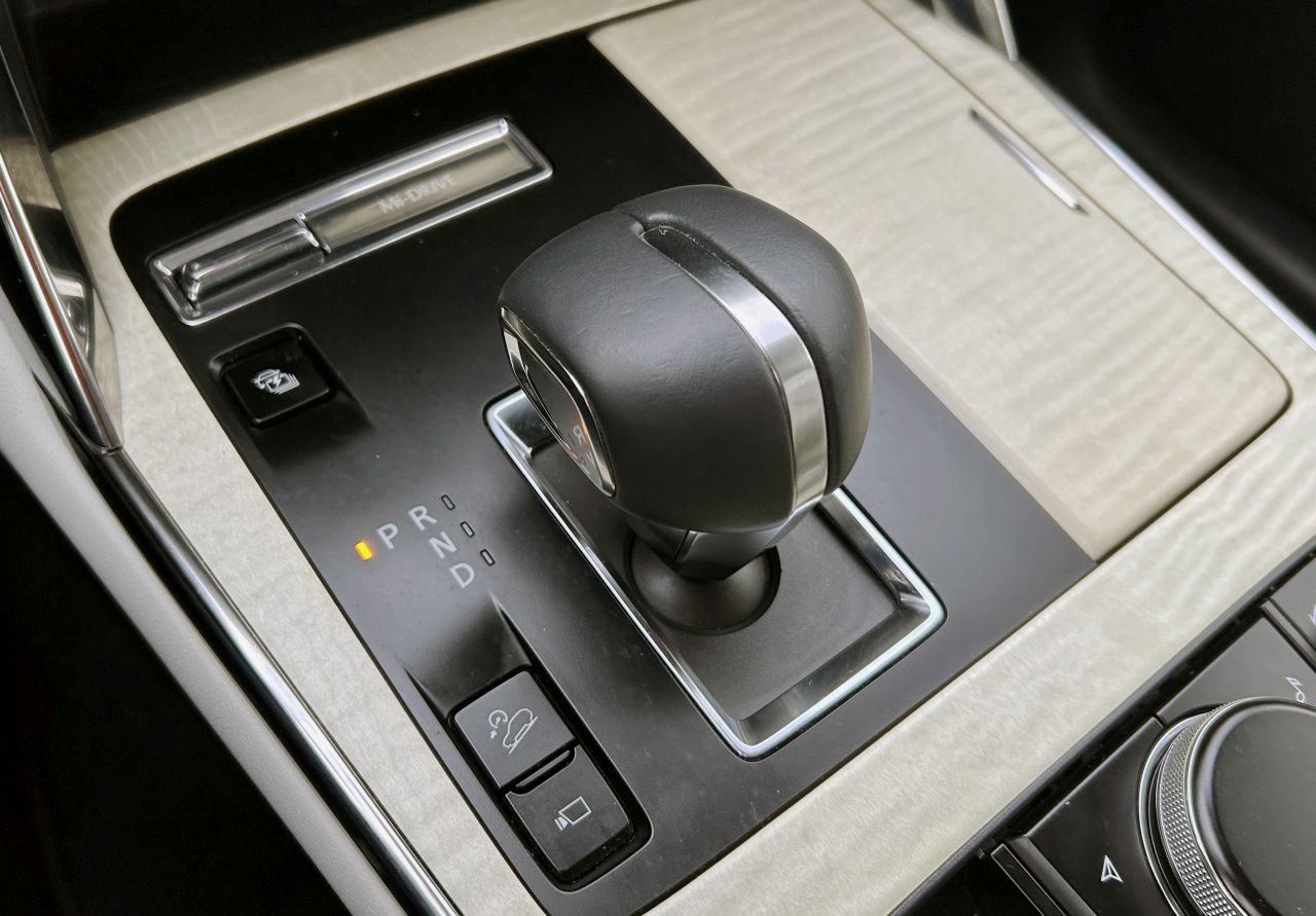 2023 Mazda CX-60 PHEV Takumi 8AT AWD TEST / Testirali smo... / Testovi ...