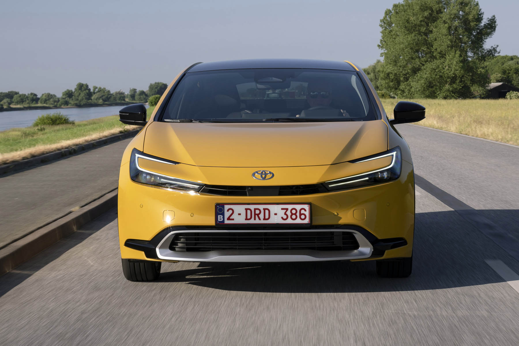Novi Toyota Prius Plug-in / Novi automobili na hrvatskim cestama ...
