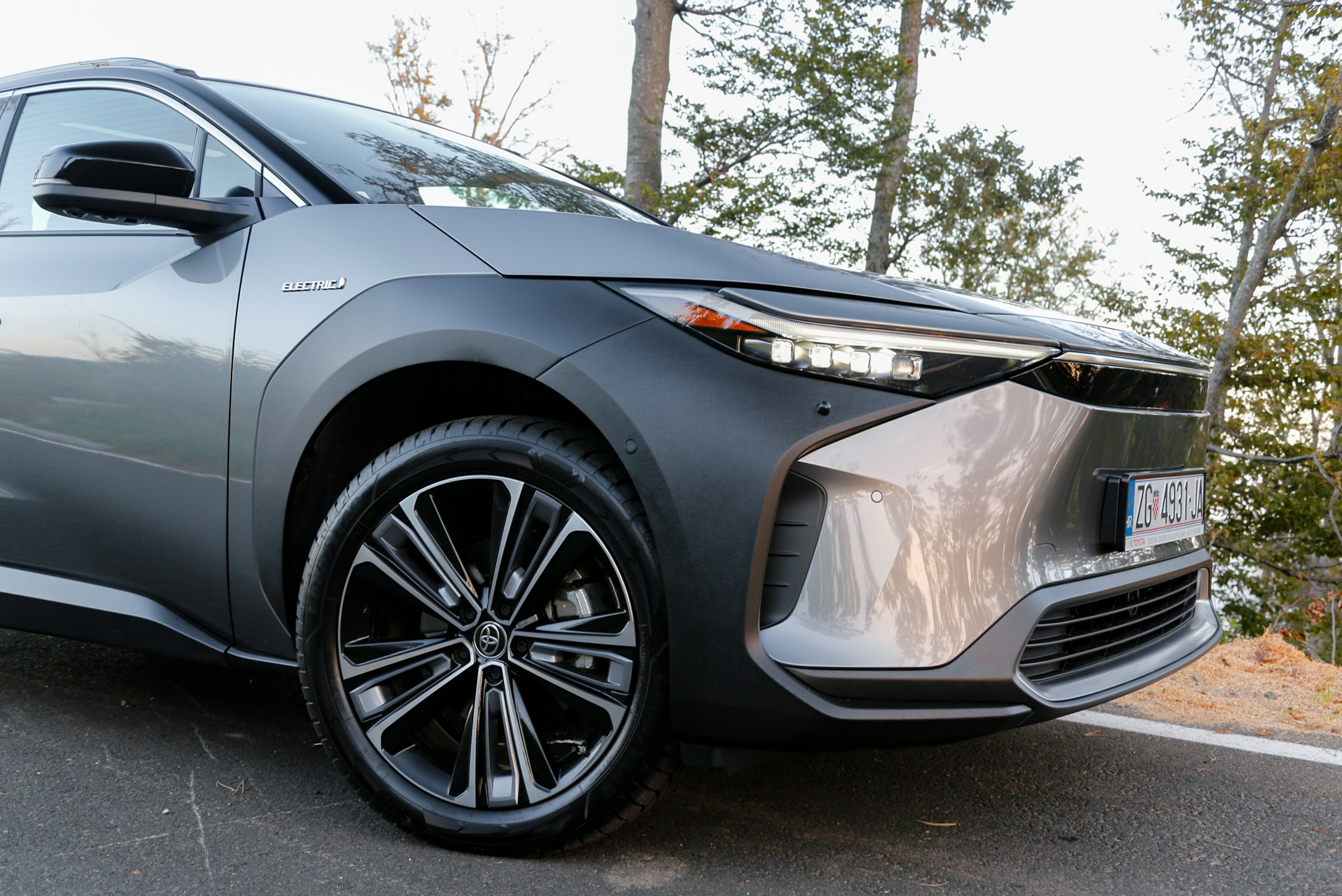 Toyota bZ4X Style AWD TEST / Testirali smo... / Testovi / Vidiauto ...