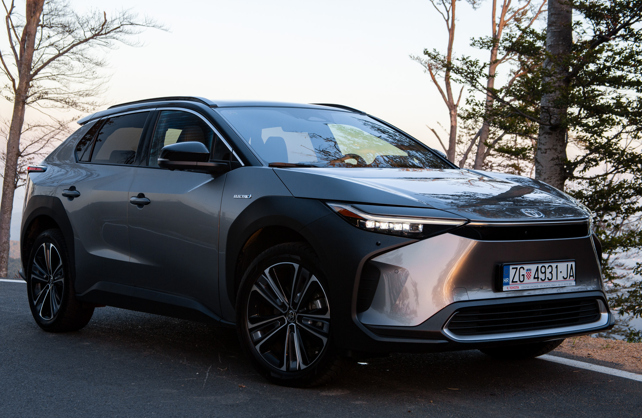 Toyota bZ4X Style AWD TEST / Testirali smo... / Testovi / Vidiauto ...
