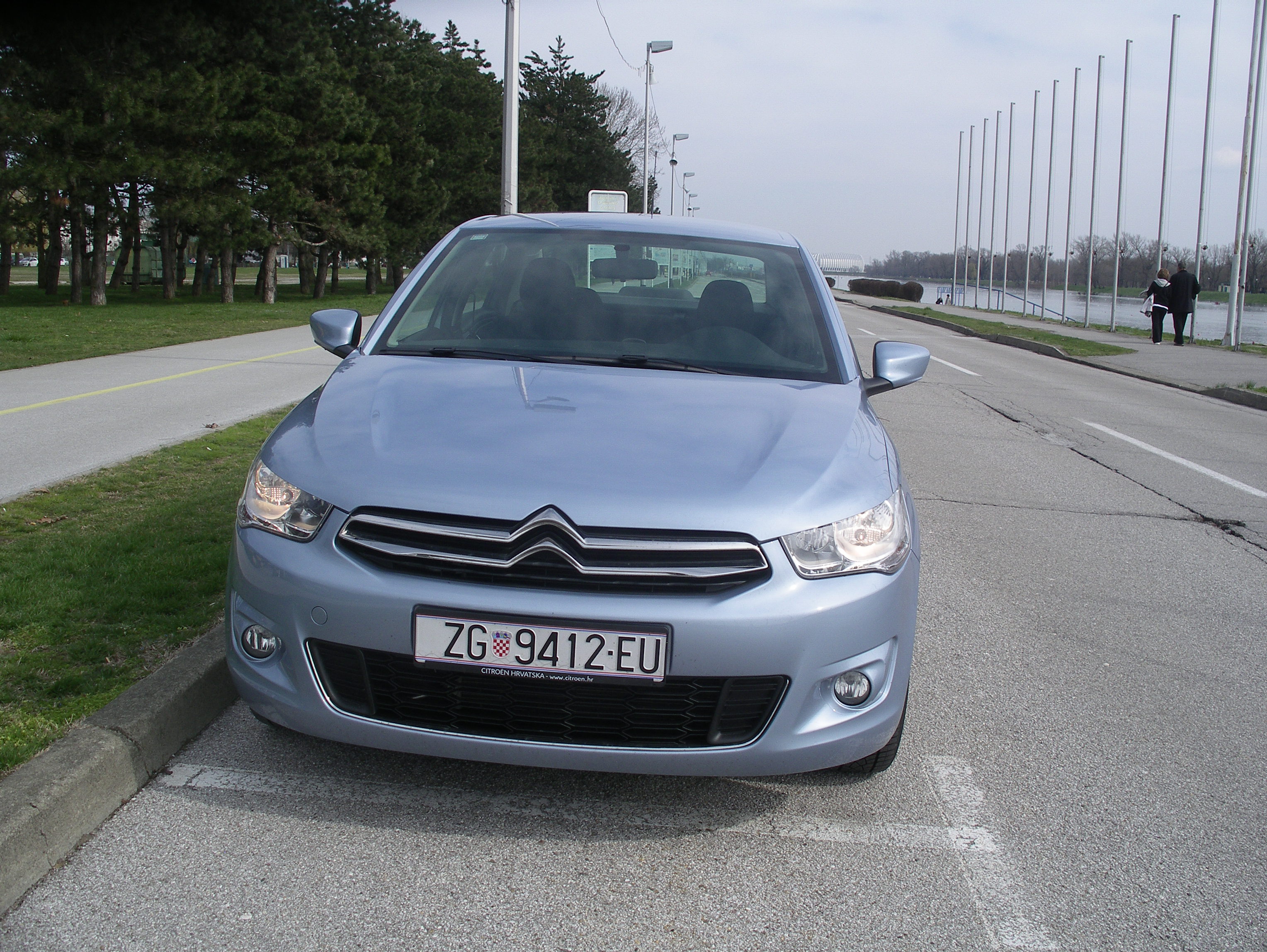 Citroen C-Elysee 1.6 VTi 115 Exclusive TEST / Testirali smo ...