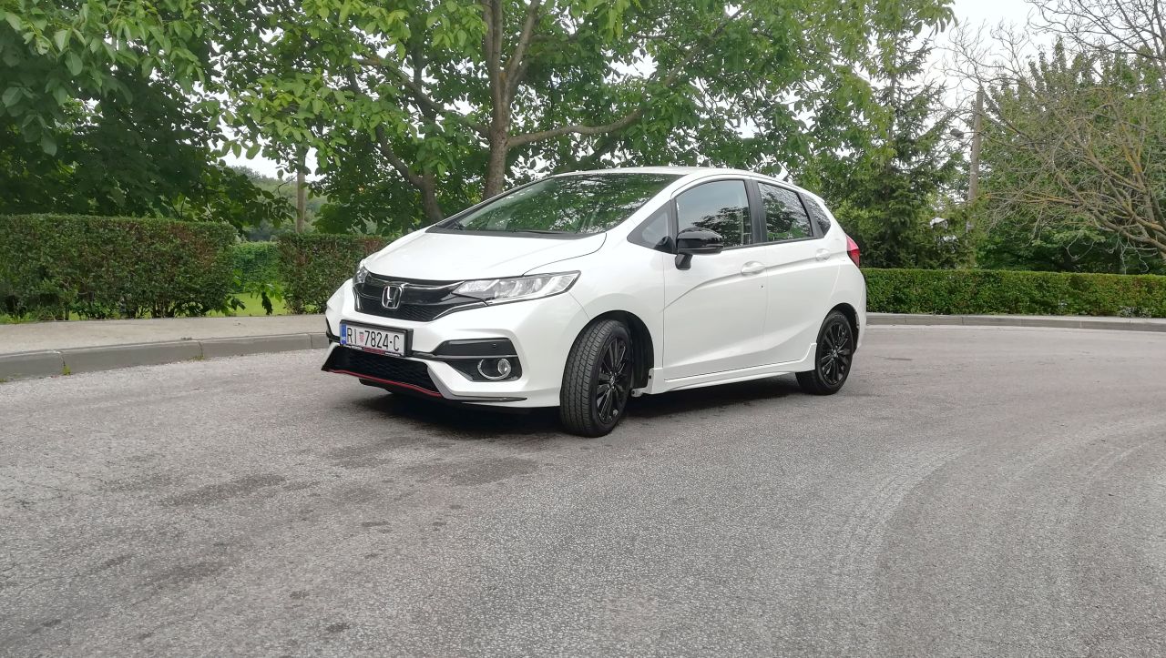 Honda Jazz 1.5 i-VTEC Dynamic TEST / Testirali smo... / Testovi ...