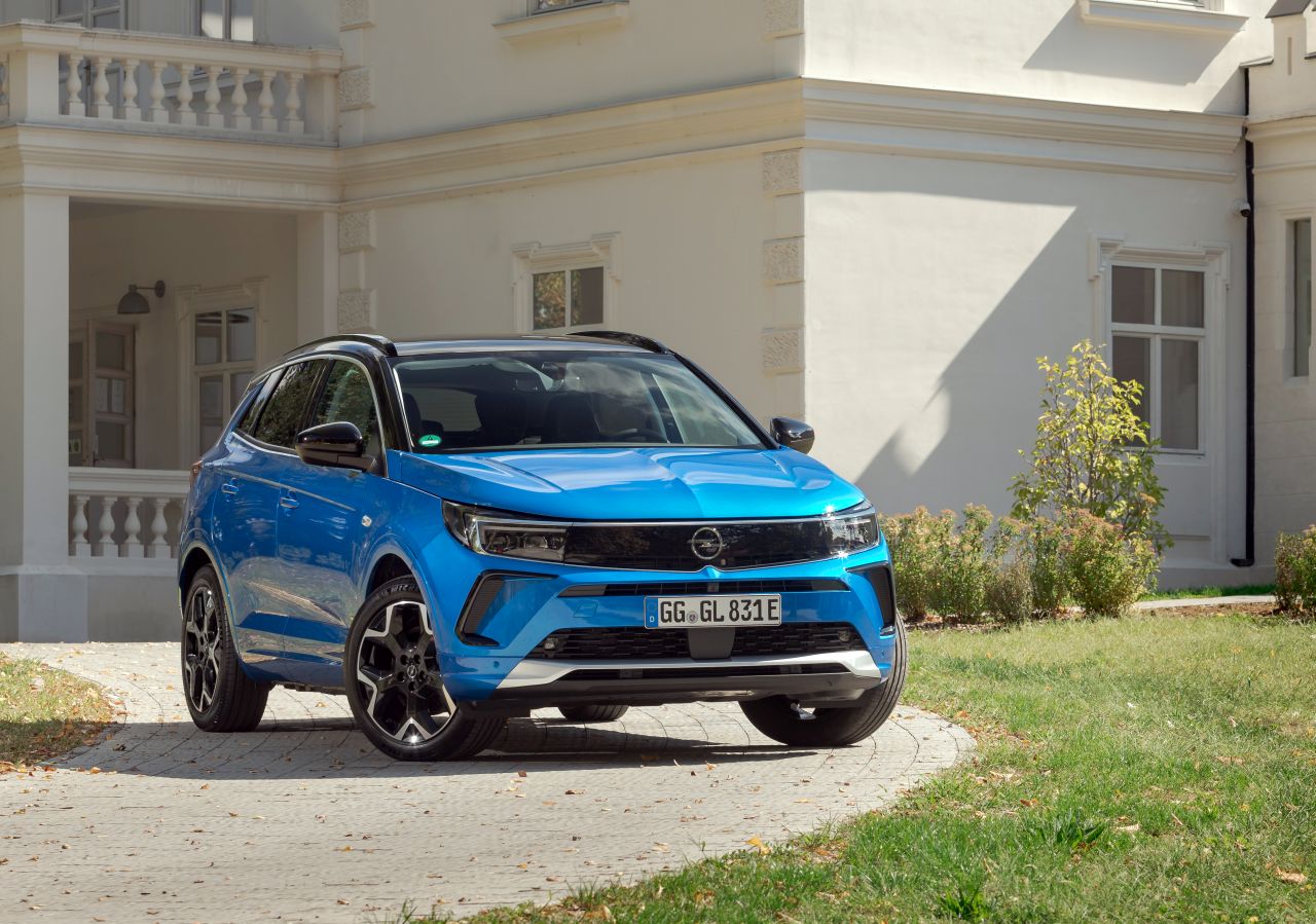 Stigao obnovljeni SUV Opel Grandland / Najave / Novosti / Vidiauto ...