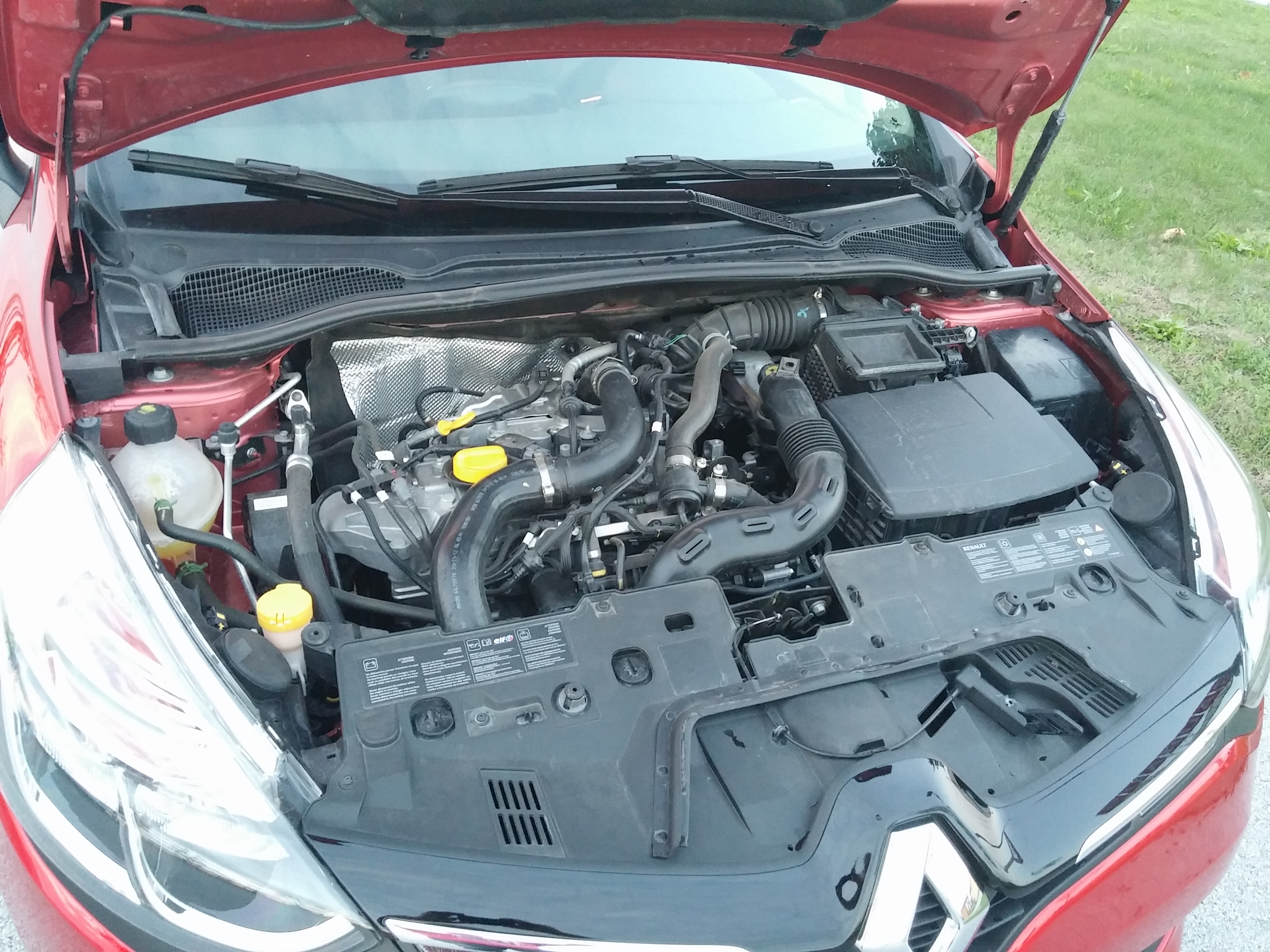Renault Clio GrandTour 0.9 TCe 90 Dinamique TEST / Testirali smo ...