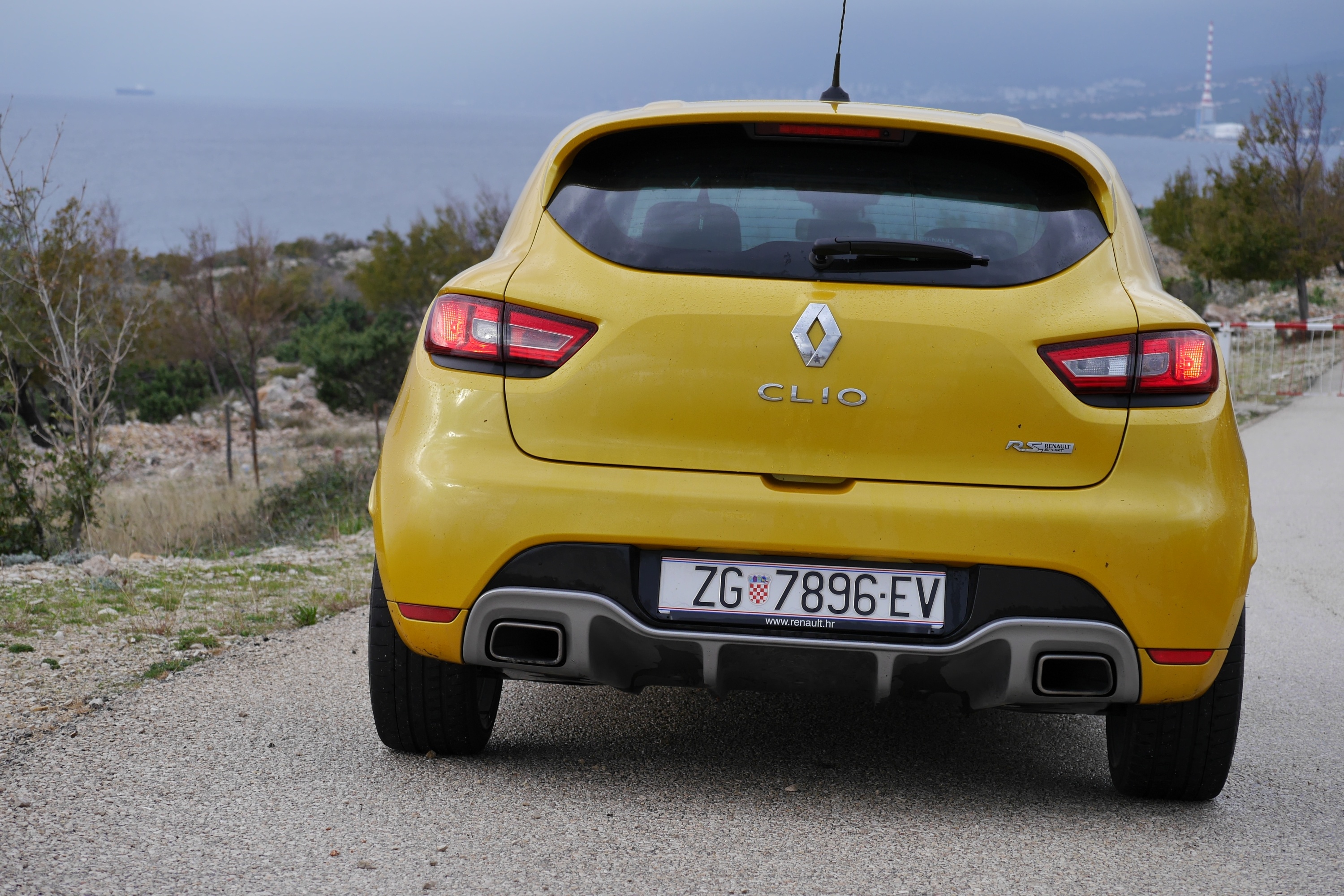 FOTO: Renault Clio RS 1.6T 200 EDC TEST / Multimedija / Vidiauto - Vidiauto