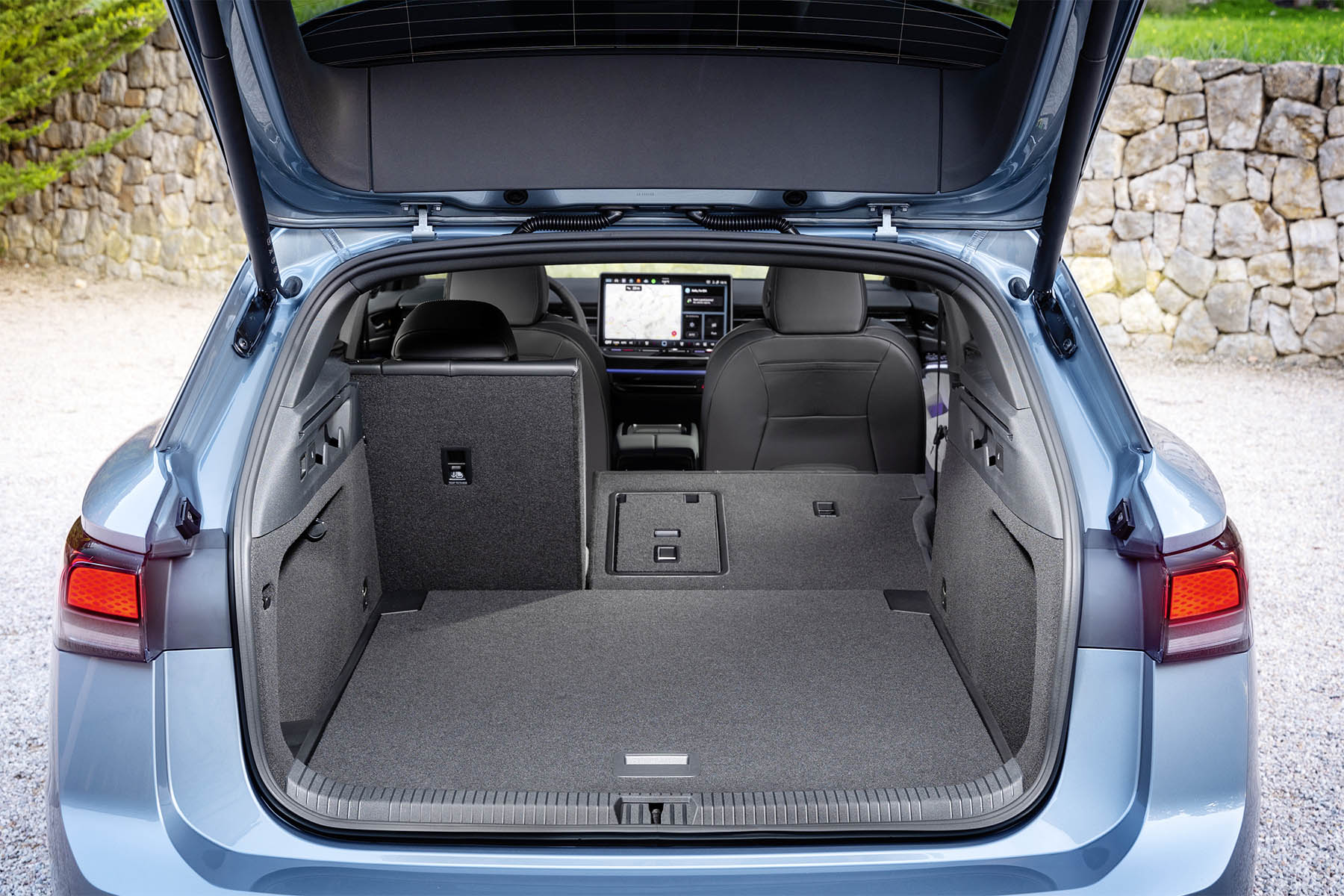 Volkswagen ID7 Tourer električni karavan / Predstavljamo / Automobili ...