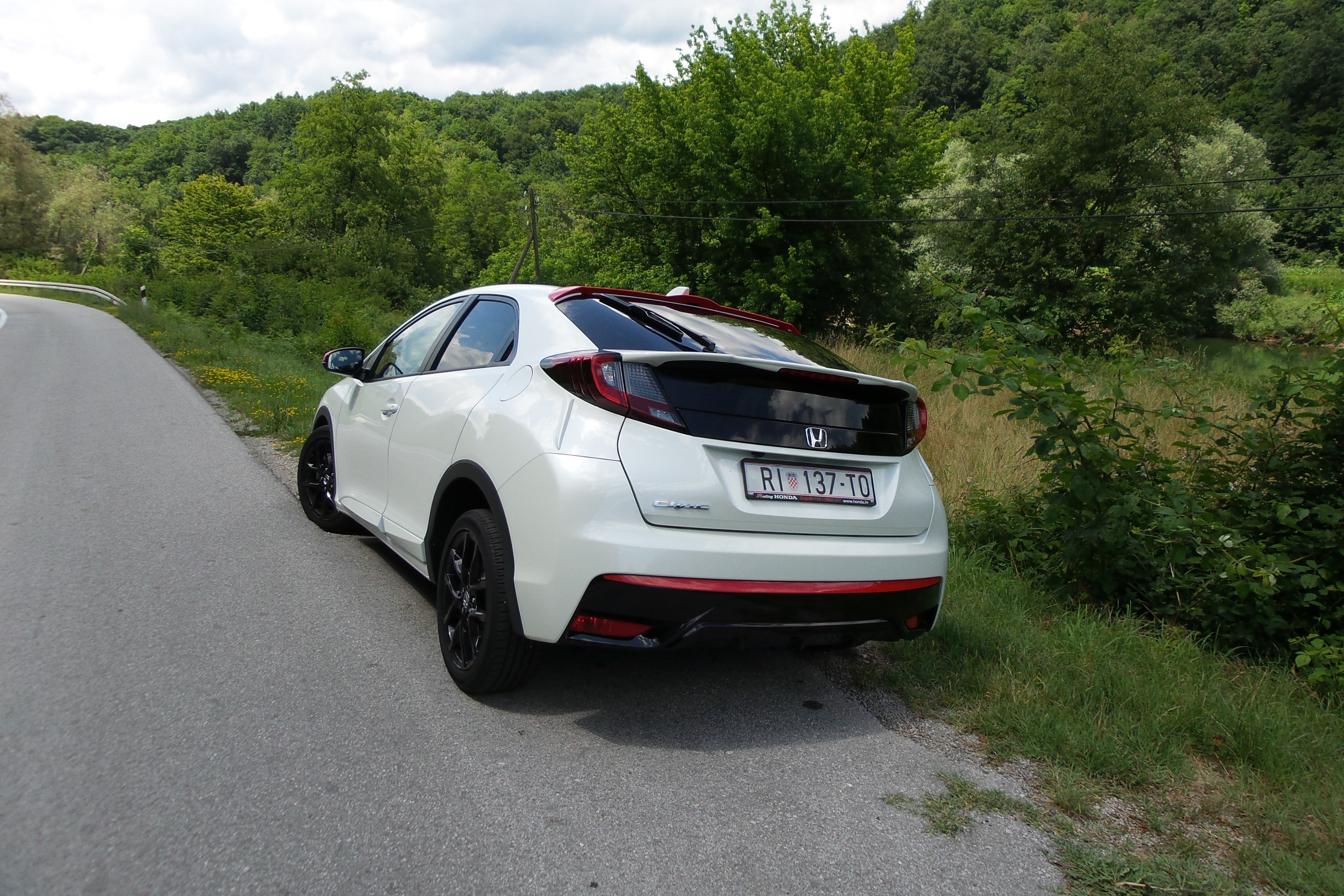 Honda Civic 1.8 i-VTEC Sport TEST / Testirali smo... / Testovi ...