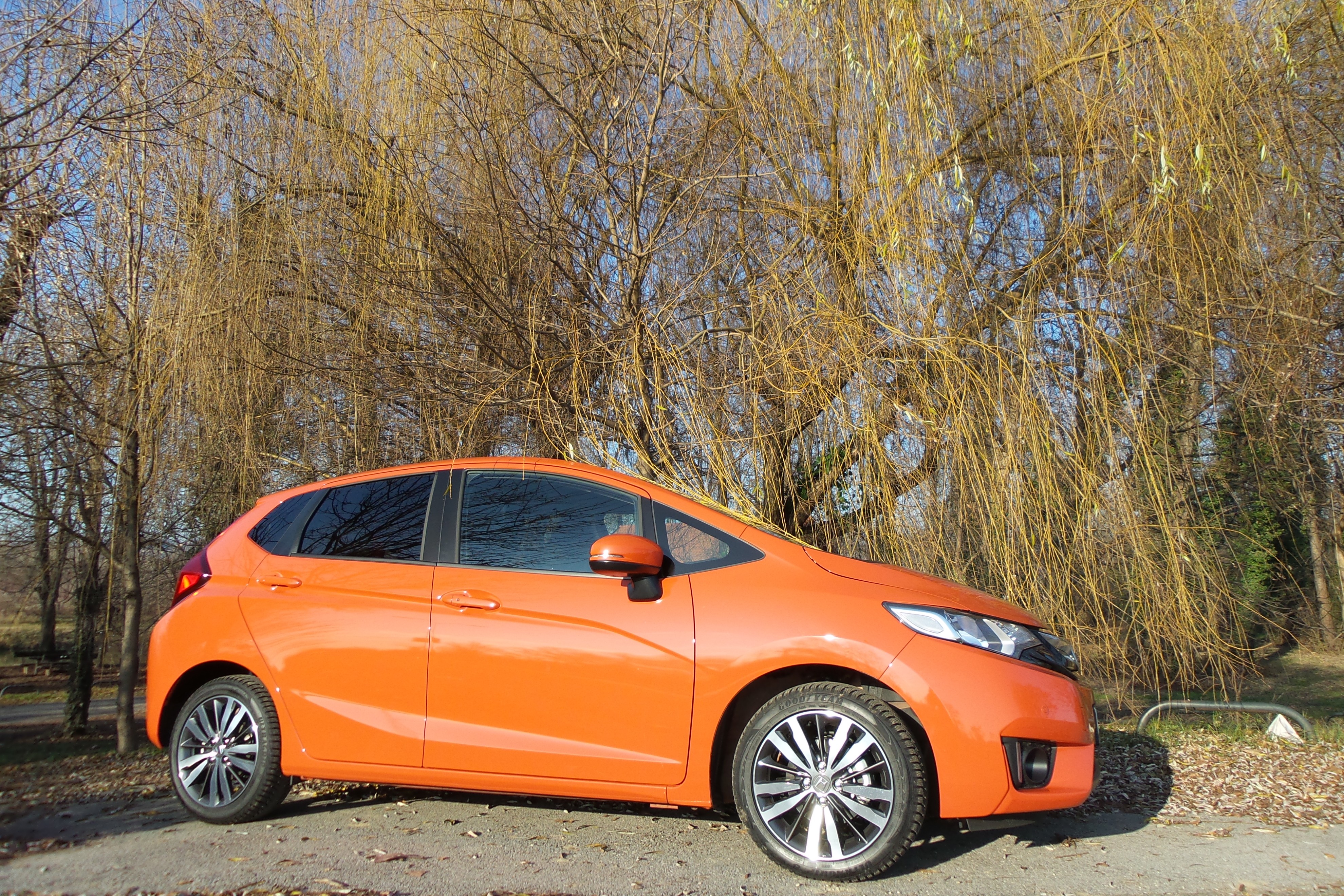 Honda Jazz 1.3 i-VTEC Elegance TEST / Testirali smo... / Testovi ...